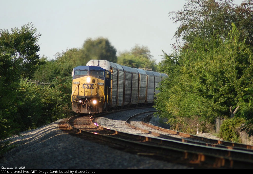 CSX 9039 Q211